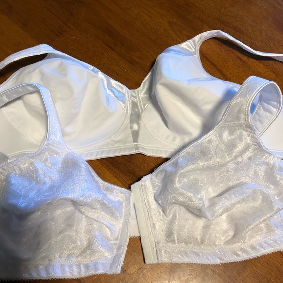 Just My Size | Intimates & Sleepwear | 2 Bras Size 42 B | Poshmark